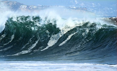 STORM TO BRING 10-FOOT WAVES TO SAN DIEGO | East County Magazine