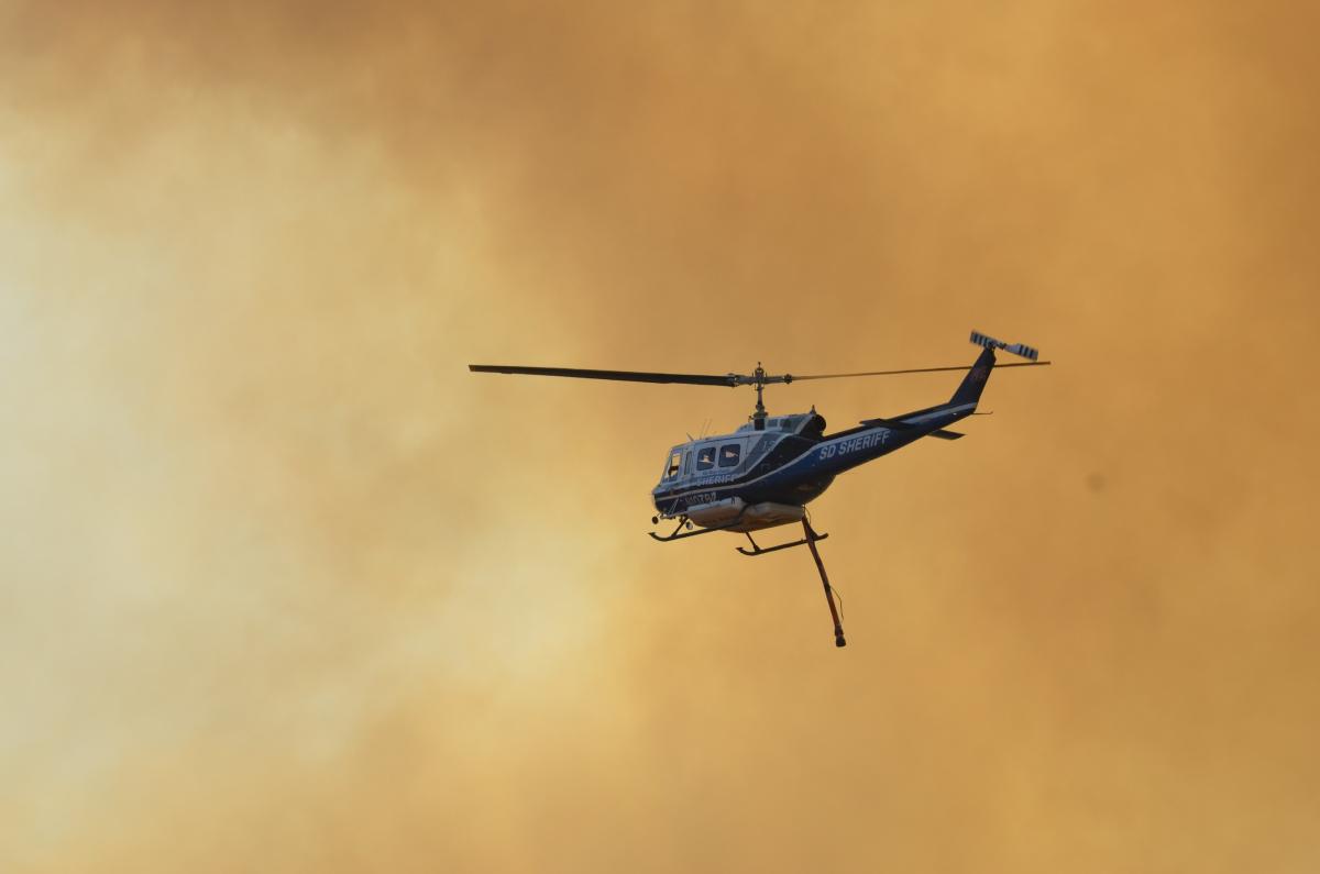 FIREFIGHTERS PULLED FROM MULTI-AGENCY DRILL HELP BATTLE 1,500 ACRE SAN ...