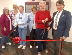 SANTEE LIBRARY GETS NEW LAPTOP KIOSK | East County Magazine